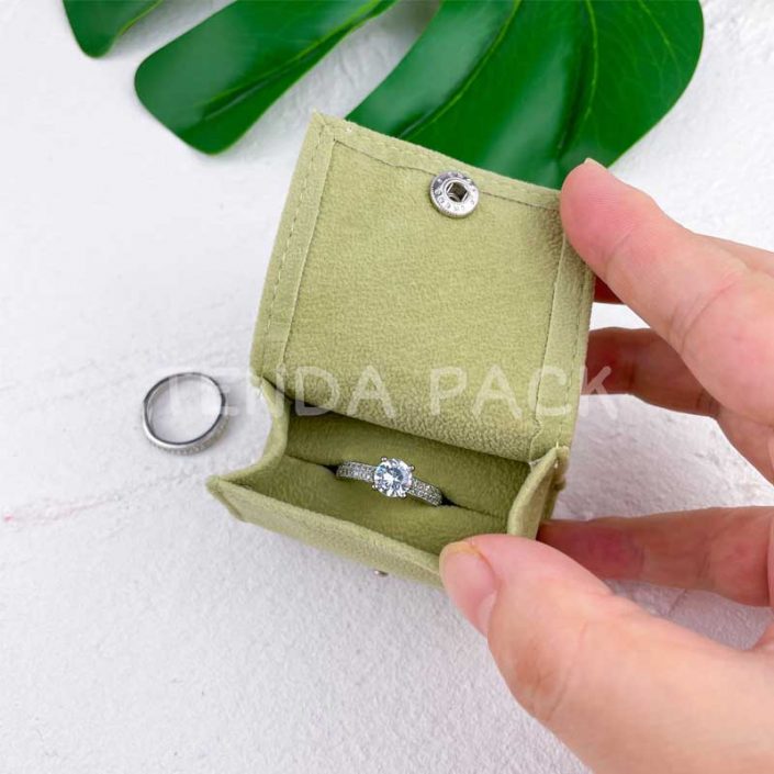 Velvet Single Ring Pouch Bag - Custom Packaging | Boxes | Bags | Display